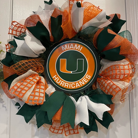Hand Crafted | Holiday | Miami Hurricanes Wreath University Of Miami U ...